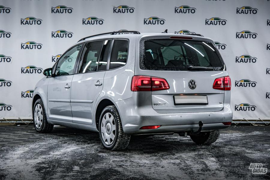 Volkswagen Touran 2011 Kauņa, ar dzinēja tilpumu 1.60 L un nobraukumu 269 tūkst. km par 6390 €, foto 4 vietnē AUTOMOTO.COM.LV