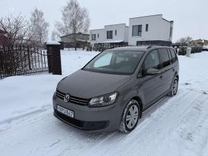 Volkswagen Touran 2011 in Kaunas, with an engine capacity of 1.60 L and mileage of 271 thousand km for 4650 €, photo  on AUTOMOTO.COM.LV