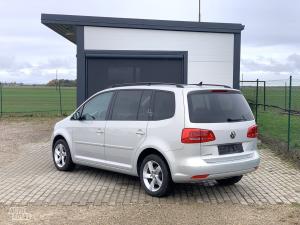 Volkswagen Touran 2011 Kauņa, ar dzinēja tilpumu 1.60 L un nobraukumu 271 tūkst. km par 5799 €, foto 4 vietnē AUTOMOTO.COM.LV