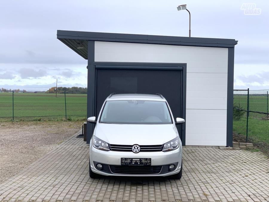 Volkswagen Touran 2011 Kauņa, ar dzinēja tilpumu 1.60 L un nobraukumu 271 tūkst. km par 5799 €, foto 6 vietnē AUTOMOTO.COM.LV