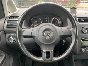 Volkswagen Touran 2011 Kauņa, ar dzinēja tilpumu 1.60 L un nobraukumu 271 tūkst. km par 5799 €, foto 18 vietnē AUTOMOTO.COM.LV