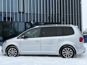 Volkswagen Touran 2011 Kauņa, ar dzinēja tilpumu 1.20 L un nobraukumu 216 tūkst. km par 3899 €, foto 14 vietnē AUTOMOTO.COM.LV