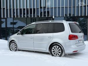 Volkswagen Touran 2011 Kauņa, ar dzinēja tilpumu 1.20 L un nobraukumu 216 tūkst. km par 3899 €, foto 26 vietnē AUTOMOTO.COM.LV