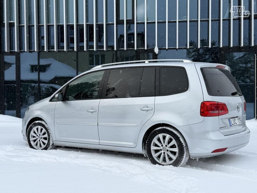 Volkswagen Touran 2011 Kauņa, ar dzinēja tilpumu 1.20 L un nobraukumu 216 tūkst. km par 3899 €, foto 26 vietnē AUTOMOTO.COM.LV