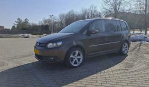 Volkswagen Touran 2011 Šilalė, ar dzinēja tilpumu 2.00 L un nobraukumu 274 tūkst. km par 4650 €, foto 4 vietnē AUTOMOTO.COM.LV