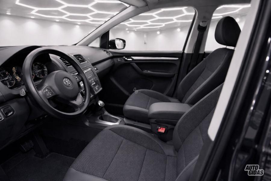 Volkswagen Touran 2011 Kauņa, ar dzinēja tilpumu 2.00 L un nobraukumu 368 tūkst. km par 4890 €, foto 9 vietnē AUTOMOTO.COM.LV