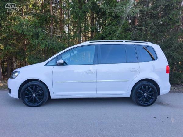 Volkswagen Touran 2011 Druskininkai, ar dzinēja tilpumu 2.00 L un nobraukumu 271 tūkst. km par 6599 €, foto 6 vietnē AUTOMOTO.COM.LV