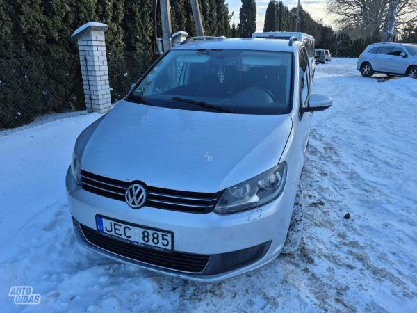 Volkswagen Touran 2011 Kauņa, ar dzinēja tilpumu 1.60 L un nobraukumu 400 tūkst. km par 4300 €, foto 3 vietnē AUTOMOTO.COM.LV