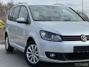Volkswagen Touran 2011 in Taurage, with an engine capacity of 2.00 L and mileage of 300 thousand km for 6700 €, photo 8 on AUTOMOTO.COM.LV