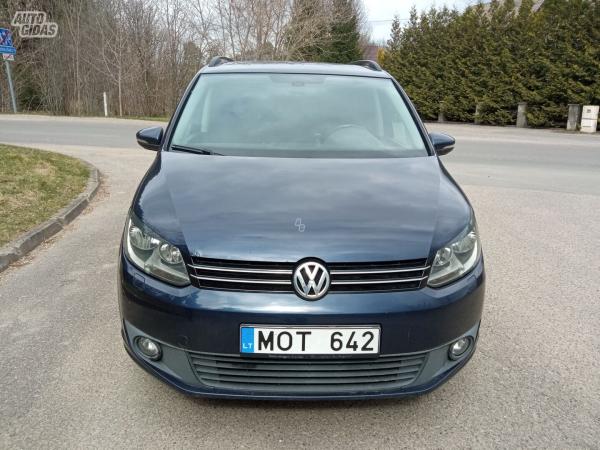Volkswagen Touran 2011 Viļņa, ar dzinēja tilpumu 1.60 L un nobraukumu 342 tūkst. km par 4890 €, foto 2 vietnē AUTOMOTO.COM.LV