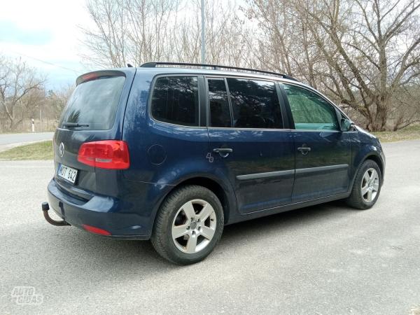 Volkswagen Touran 2011 Viļņa, ar dzinēja tilpumu 1.60 L un nobraukumu 342 tūkst. km par 4890 €, foto 5 vietnē AUTOMOTO.COM.LV