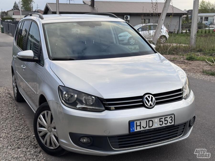 Volkswagen Touran 2011 Kauņa, ar dzinēja tilpumu 1.60 L un nobraukumu 350 tūkst. km par 3590 €, foto 1 vietnē AUTOMOTO.COM.LV