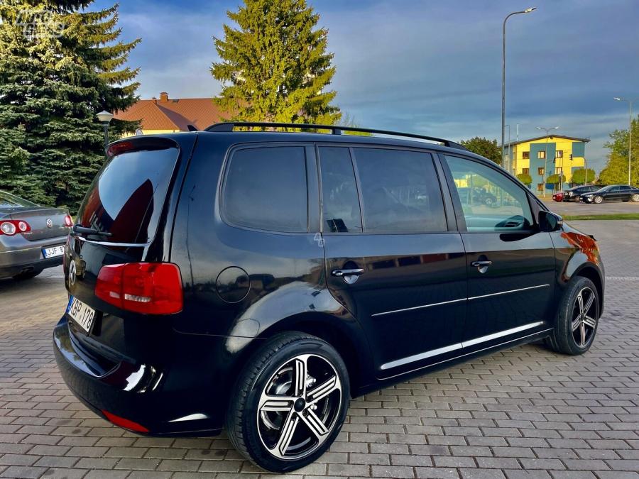 Volkswagen Touran 2011 Kauņa, ar dzinēja tilpumu 1.60 L un nobraukumu 351 tūkst. km par 4600 €, foto 7 vietnē AUTOMOTO.COM.LV