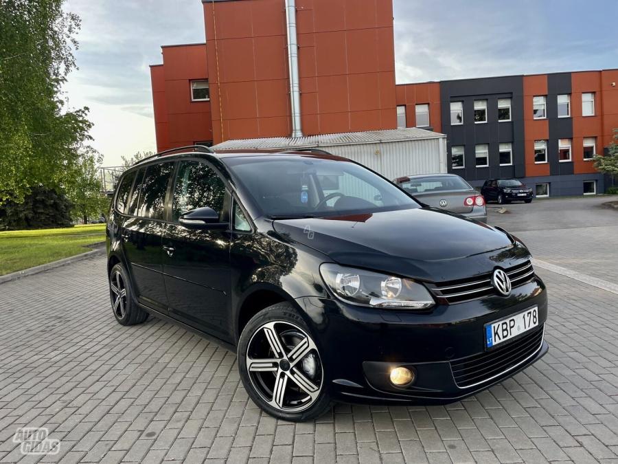 Volkswagen Touran 2011 Kauņa, ar dzinēja tilpumu 1.60 L un nobraukumu 351 tūkst. km par 4600 €, foto 21 vietnē AUTOMOTO.COM.LV