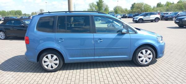 Volkswagen Touran 2011 in Marijampole, with an engine capacity of 1.40 L and mileage of 214 thousand km for 4700 €, photo 1 on AUTOMOTO.COM.LV