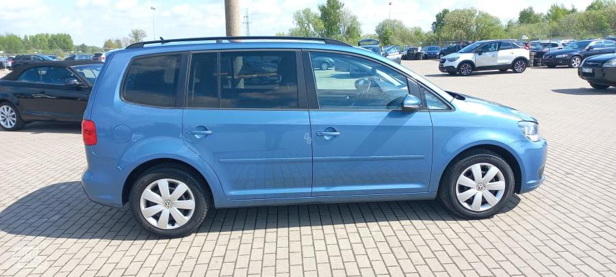 Volkswagen Touran 2011 Marijampole, ar dzinēja tilpumu 1.40 L un nobraukumu 214 tūkst. km par 4700 €, foto 1 vietnē AUTOMOTO.COM.LV