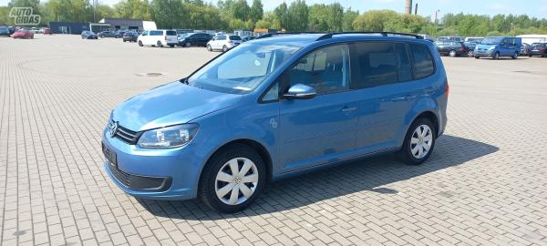Volkswagen Touran 2011 in Marijampole, with an engine capacity of 1.40 L and mileage of 214 thousand km for 4700 €, photo 8 on AUTOMOTO.COM.LV