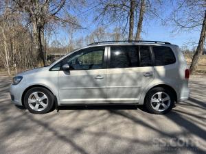 Volkswagen Touran 2011 Rēzekne, ar dzinēja tilpumu 1.60 L un nobraukumu 268 tūkst. km par 5750 €, foto 5 vietnē AUTOMOTO.COM.LV