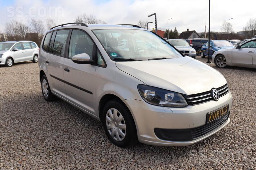 Volkswagen Touran 2011 Rīga, ar dzinēja tilpumu 1.40 L un nobraukumu 0 tūkst. km par 6390 €, foto 4 vietnē AUTOMOTO.COM.LV