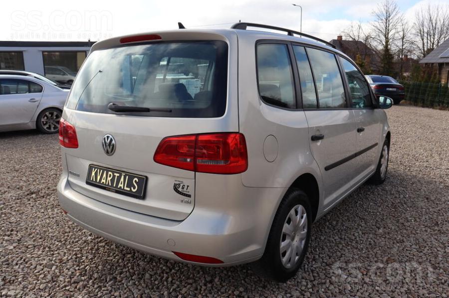Volkswagen Touran 2011 Rīga, ar dzinēja tilpumu 1.40 L un nobraukumu 0 tūkst. km par 6390 €, foto 5 vietnē AUTOMOTO.COM.LV