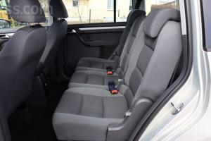 Volkswagen Touran 2011 Rīga, ar dzinēja tilpumu 1.40 L un nobraukumu 0 tūkst. km par 6390 €, foto 14 vietnē AUTOMOTO.COM.LV