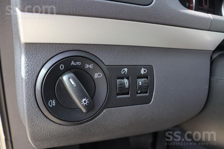 Volkswagen Touran 2011 Rīga, ar dzinēja tilpumu 1.40 L un nobraukumu 0 tūkst. km par 6390 €, foto 16 vietnē AUTOMOTO.COM.LV