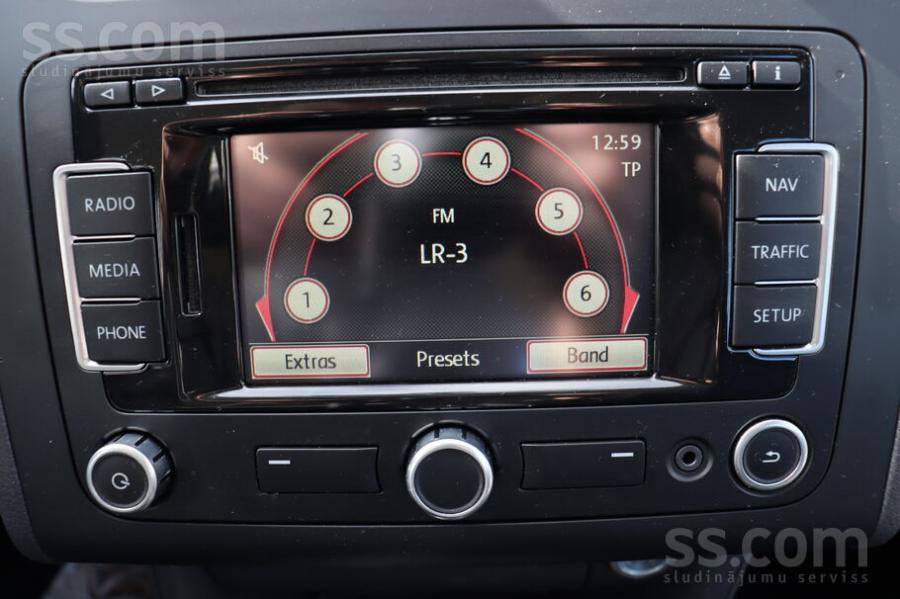 Volkswagen Touran 2011 Rīga, ar dzinēja tilpumu 1.40 L un nobraukumu 0 tūkst. km par 6390 €, foto 20 vietnē AUTOMOTO.COM.LV