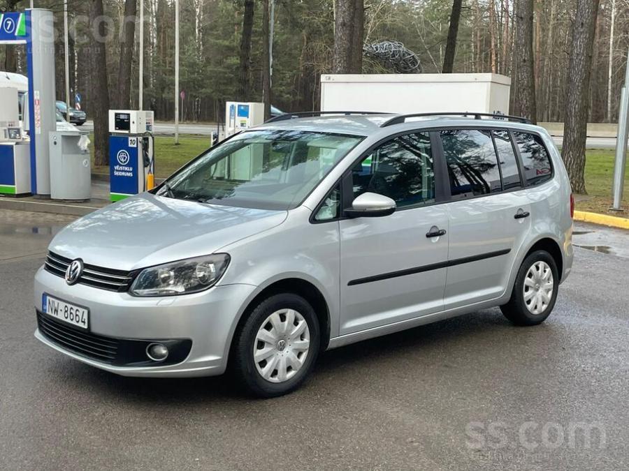 Volkswagen Touran 2011 Rīga, ar dzinēja tilpumu 1.60 L un nobraukumu 0 tūkst. km par 4799 €, foto 1 vietnē AUTOMOTO.COM.LV