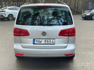 Volkswagen Touran 2011 Rīga, ar dzinēja tilpumu 1.60 L un nobraukumu 0 tūkst. km par 4799 €, foto 5 vietnē AUTOMOTO.COM.LV