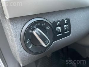 Volkswagen Touran 2011 Rīga, ar dzinēja tilpumu 1.60 L un nobraukumu 0 tūkst. km par 4799 €, foto 14 vietnē AUTOMOTO.COM.LV