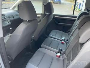 Volkswagen Touran 2011 Rīga, ar dzinēja tilpumu 1.60 L un nobraukumu 0 tūkst. km par 4799 €, foto 20 vietnē AUTOMOTO.COM.LV