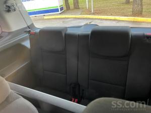 Volkswagen Touran 2011 Rīga, ar dzinēja tilpumu 1.60 L un nobraukumu 0 tūkst. km par 4799 €, foto 21 vietnē AUTOMOTO.COM.LV