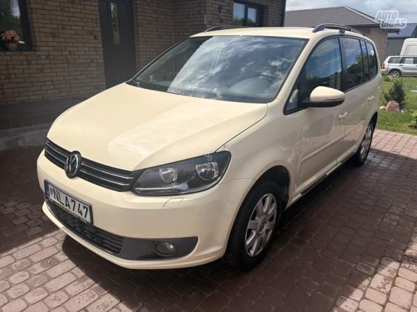 Volkswagen Touran 2011 Viļņa, ar dzinēja tilpumu 1.40 L un nobraukumu 270 tūkst. km par 4650 €, foto 1 vietnē AUTOMOTO.COM.LV