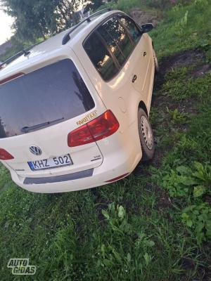 Volkswagen Touran 2011 in Jurbarkas, with an engine capacity of 1.60 L and mileage of 501 thousand km for 2500 €, photo 5 on AUTOMOTO.COM.LV