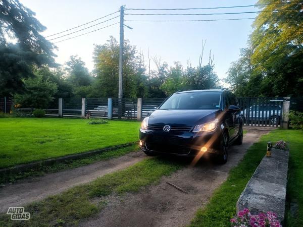 Volkswagen Touran 2011 Viļņa, ar dzinēja tilpumu 1.60 L un nobraukumu 200 tūkst. km par 4700 €, foto 8 vietnē AUTOMOTO.COM.LV