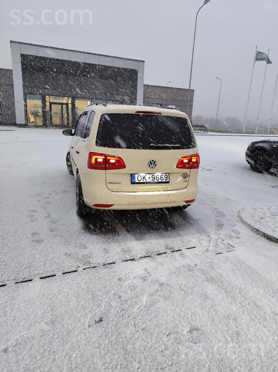 Volkswagen Touran 2011 Tukums, ar dzinēja tilpumu 1.60 L un nobraukumu 470 tūkst. km par 1900 €, foto 3 vietnē AUTOMOTO.COM.LV