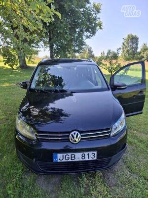 Volkswagen Touran 2011 Širvintos, ar dzinēja tilpumu 1.40 L un nobraukumu 300 tūkst. km par 1400 €, foto 5 vietnē AUTOMOTO.COM.LV