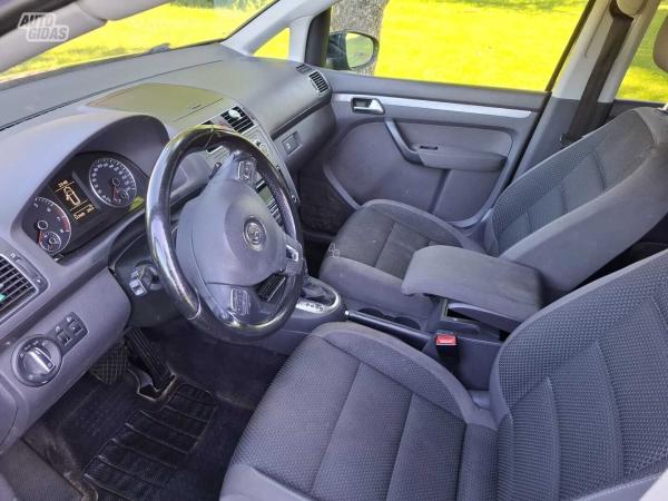 Volkswagen Touran 2011 Širvintos, ar dzinēja tilpumu 1.40 L un nobraukumu 300 tūkst. km par 1300 €, foto 5 vietnē AUTOMOTO.COM.LV
