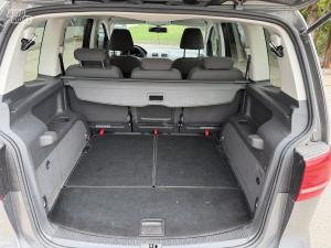 Volkswagen Touran 2011 Kauņa, ar dzinēja tilpumu 2.00 L un nobraukumu 285 tūkst. km par 2950 €, foto 12 vietnē AUTOMOTO.COM.LV