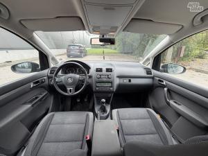 Volkswagen Touran 2011 Kauņa, ar dzinēja tilpumu 2.00 L un nobraukumu 285 tūkst. km par 2950 €, foto 14 vietnē AUTOMOTO.COM.LV