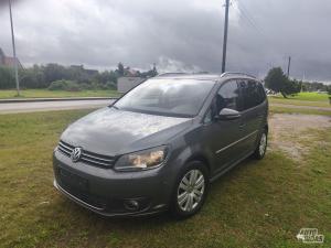 Volkswagen Touran 2011 Jurbarkas, ar dzinēja tilpumu 2.00 L un nobraukumu 271 tūkst. km par 5200 €, foto  vietnē AUTOMOTO.COM.LV