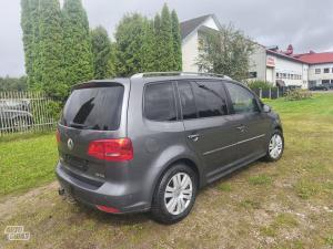 Volkswagen Touran 2011 Jurbarkas, ar dzinēja tilpumu 2.00 L un nobraukumu 271 tūkst. km par 5200 €, foto 5 vietnē AUTOMOTO.COM.LV
