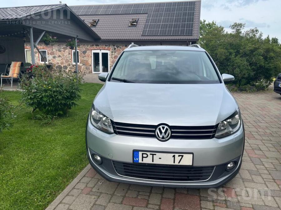 Volkswagen Touran 2012 Ogre, ar dzinēja tilpumu 2.00 L un nobraukumu 376 tūkst. km par 5300 €, foto 13 vietnē AUTOMOTO.COM.LV