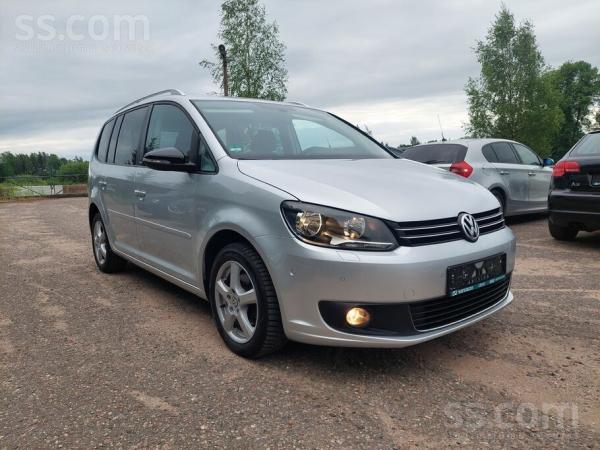 Volkswagen Touran 2012 Cēsis, ar dzinēja tilpumu 1.60 L un nobraukumu 234 tūkst. km par 7200 €, foto 2 vietnē AUTOMOTO.COM.LV