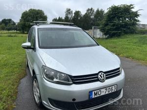 Volkswagen Touran 2012 in Riga, with an engine capacity of 1.60 L and mileage of 340 thousand km for 3650 €, photo 1 on AUTOMOTO.COM.LV