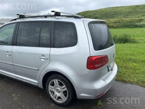 Volkswagen Touran 2012 in Riga, with an engine capacity of 1.60 L and mileage of 340 thousand km for 3650 €, photo 6 on AUTOMOTO.COM.LV