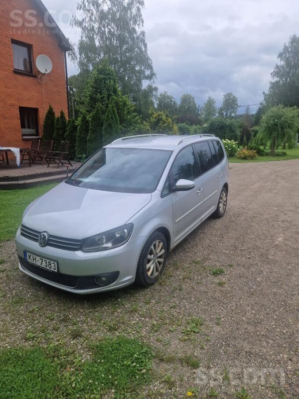 Volkswagen Touran 2012 Ogre, ar dzinēja tilpumu 2.00 L un nobraukumu 468 tūkst. km par 2695 €, foto 3 vietnē AUTOMOTO.COM.LV
