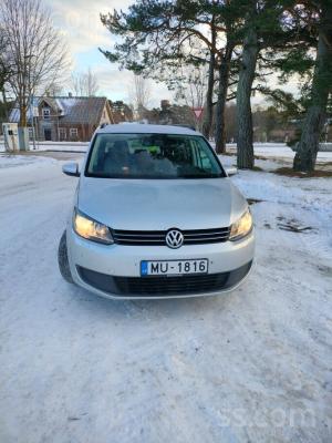 Volkswagen Touran 2012 in Jurmala, with an engine capacity of 1.60 L and mileage of 358 thousand km for 6550 €, photo 14 on AUTOMOTO.COM.LV