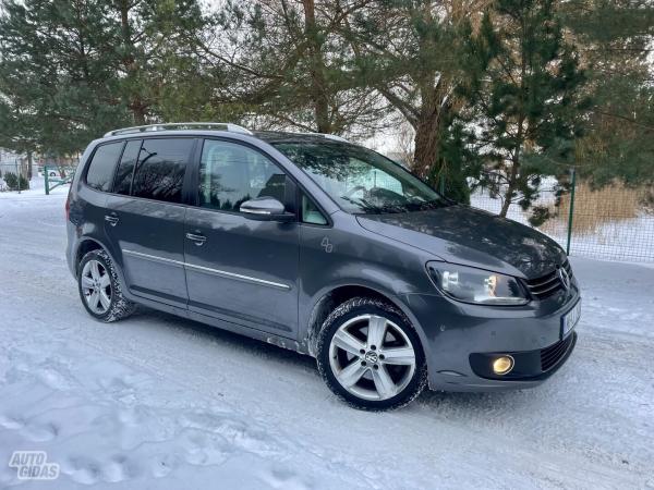 Volkswagen Touran 2012 Kauņa, ar dzinēja tilpumu 2.00 L un nobraukumu 287 tūkst. km par 6500 €, foto 10 vietnē AUTOMOTO.COM.LV