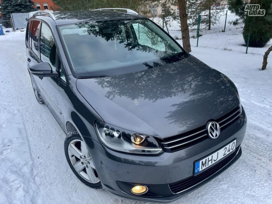 Volkswagen Touran 2012 in Kaunas, with an engine capacity of 2.00 L and mileage of 287 thousand km for 6500 €, photo 15 on AUTOMOTO.COM.LV